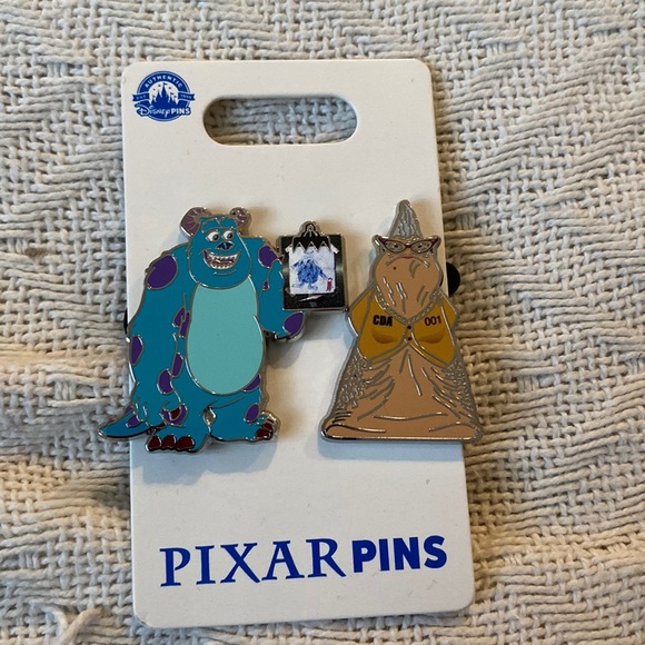 Disney | Accents | 223 Disney Parks Pixar Pin Monsters Inc James Sulley ...
